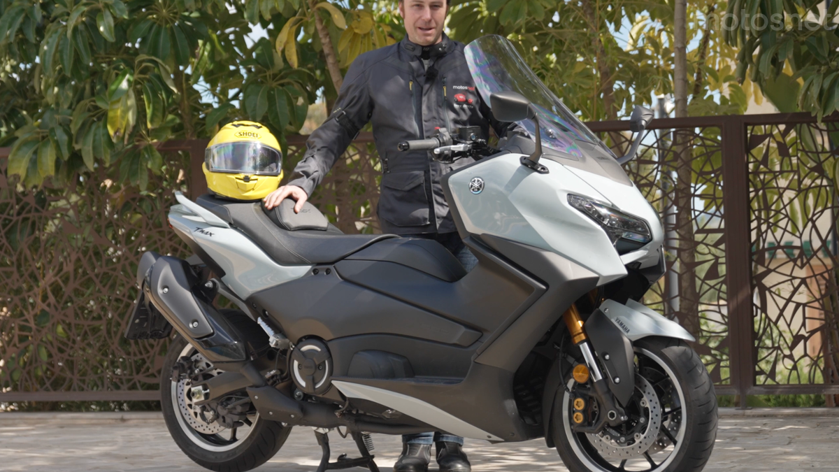 Yamaha TMAX y TECH MAX 2025: Probamos las novedades técnicas | Noticias ...