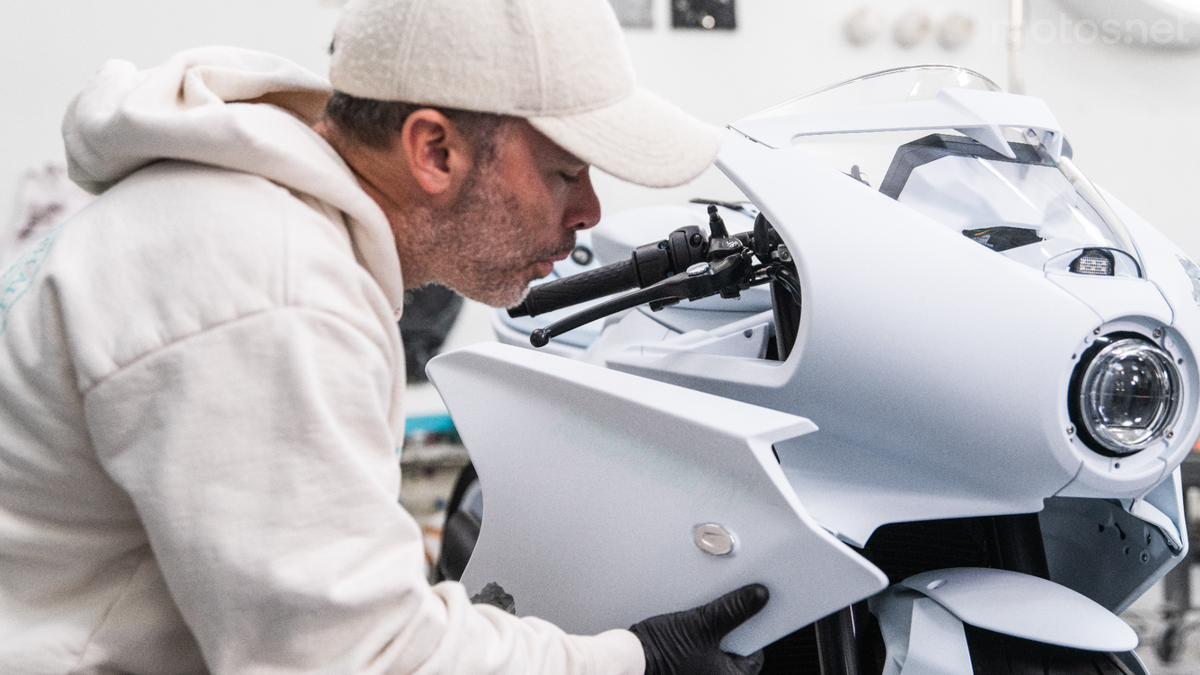 Nueva y exclusiva MV Agusta Superveloce Arsham 2024 | Noticias motos.net