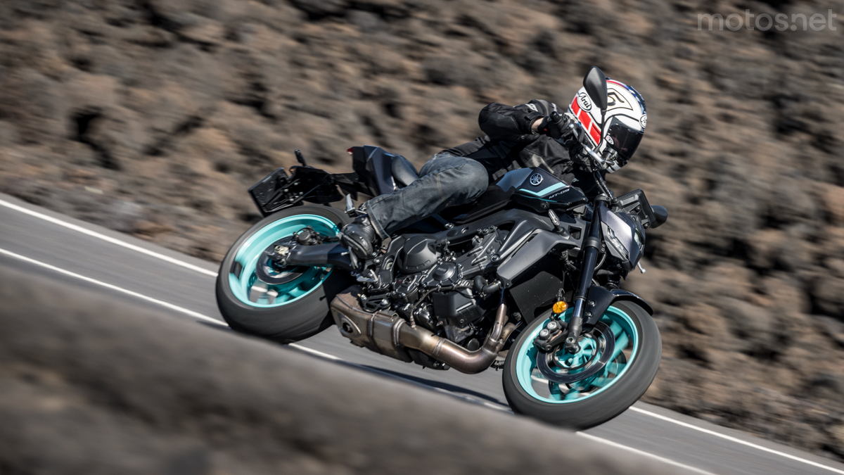 probamos la Yamaha MT 09 2024 en Lanzarote | Noticias motos.net